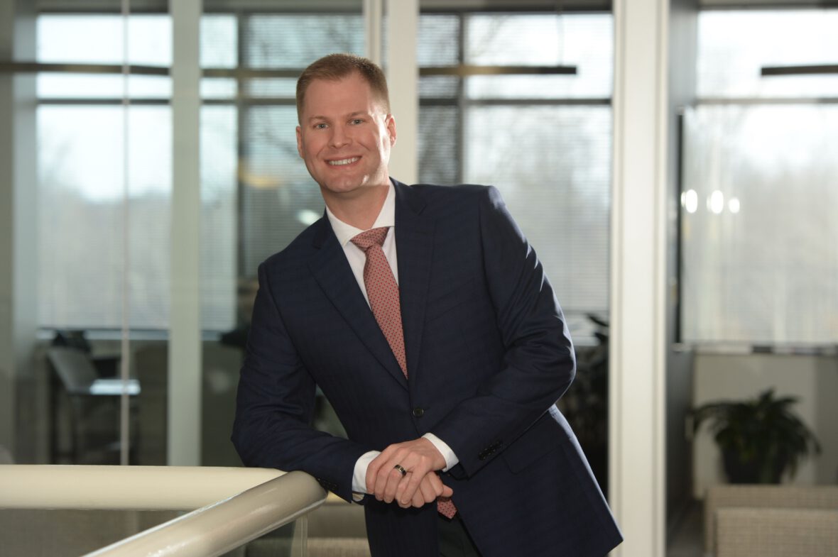 Tom Charek Speaks on Lunch at the Office - Welty